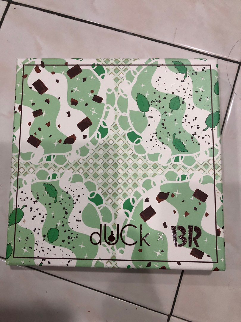 Box Duck, Women's Fashion, Muslimah Fashion, Hijabs on Carousell