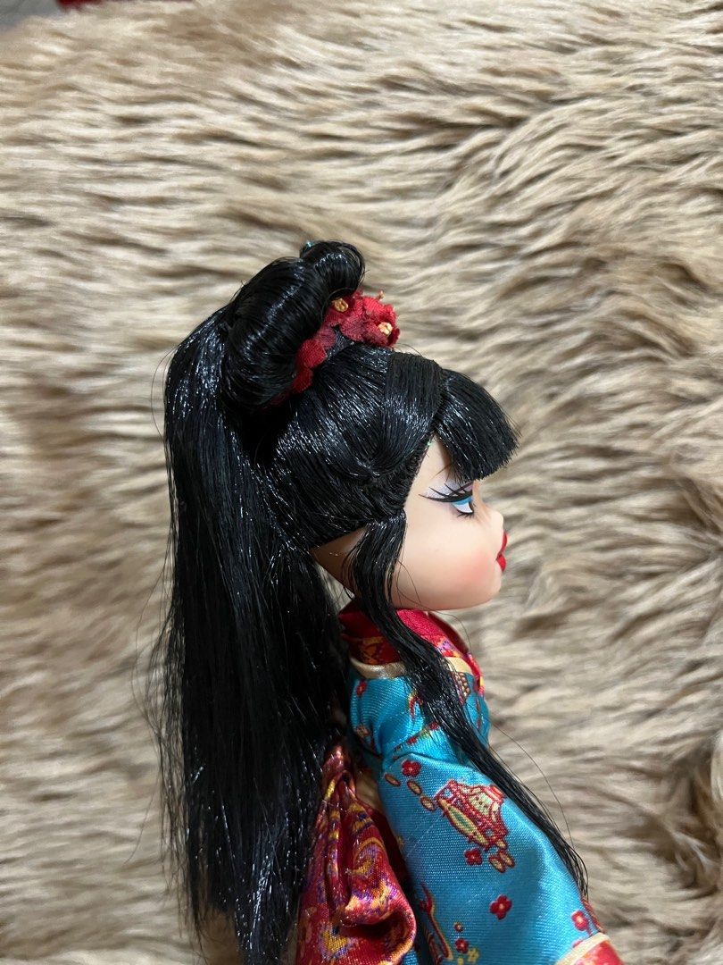 Bratz Tokyo A Go-Go Collector Kumi Doll, Hobbies & Toys, Toys & Games on Carousell