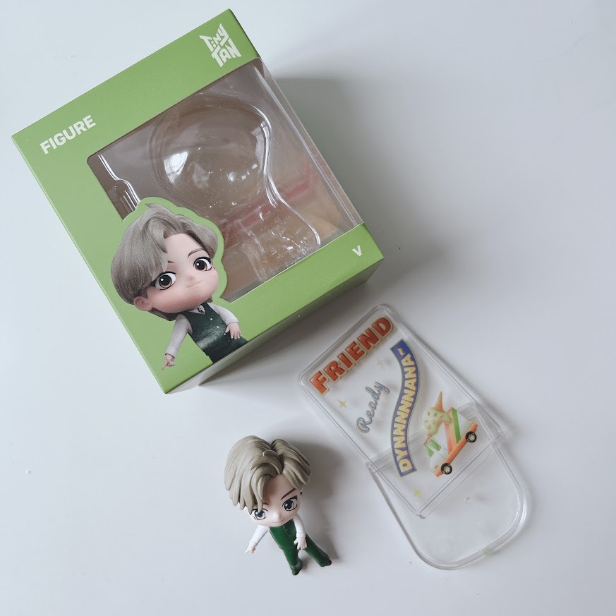 bts tinytan dynamite figure - v taehyung, Hobbies & Toys, Memorabilia & Collectibles, K-Wave on ...