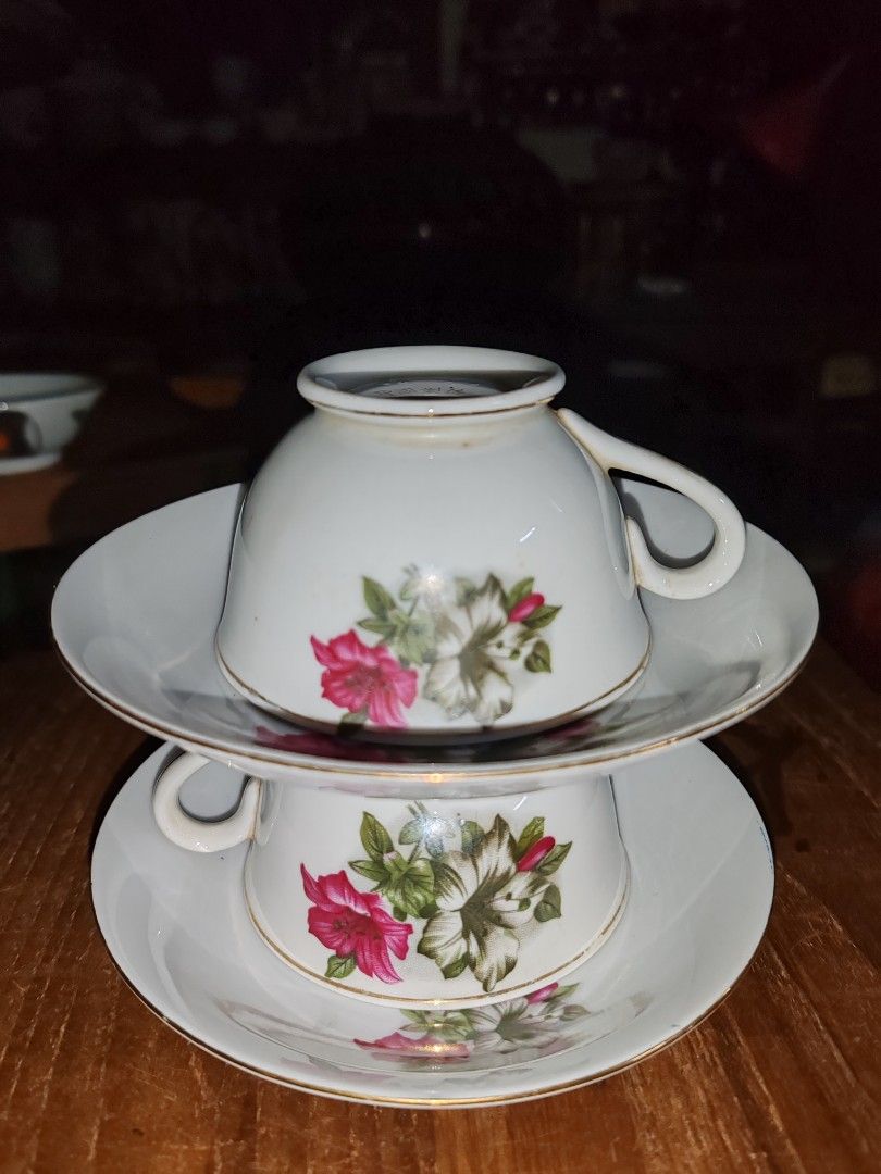 Cawan Bunga Kangkung, Furniture & Home Living, Home Decor, Vases ...