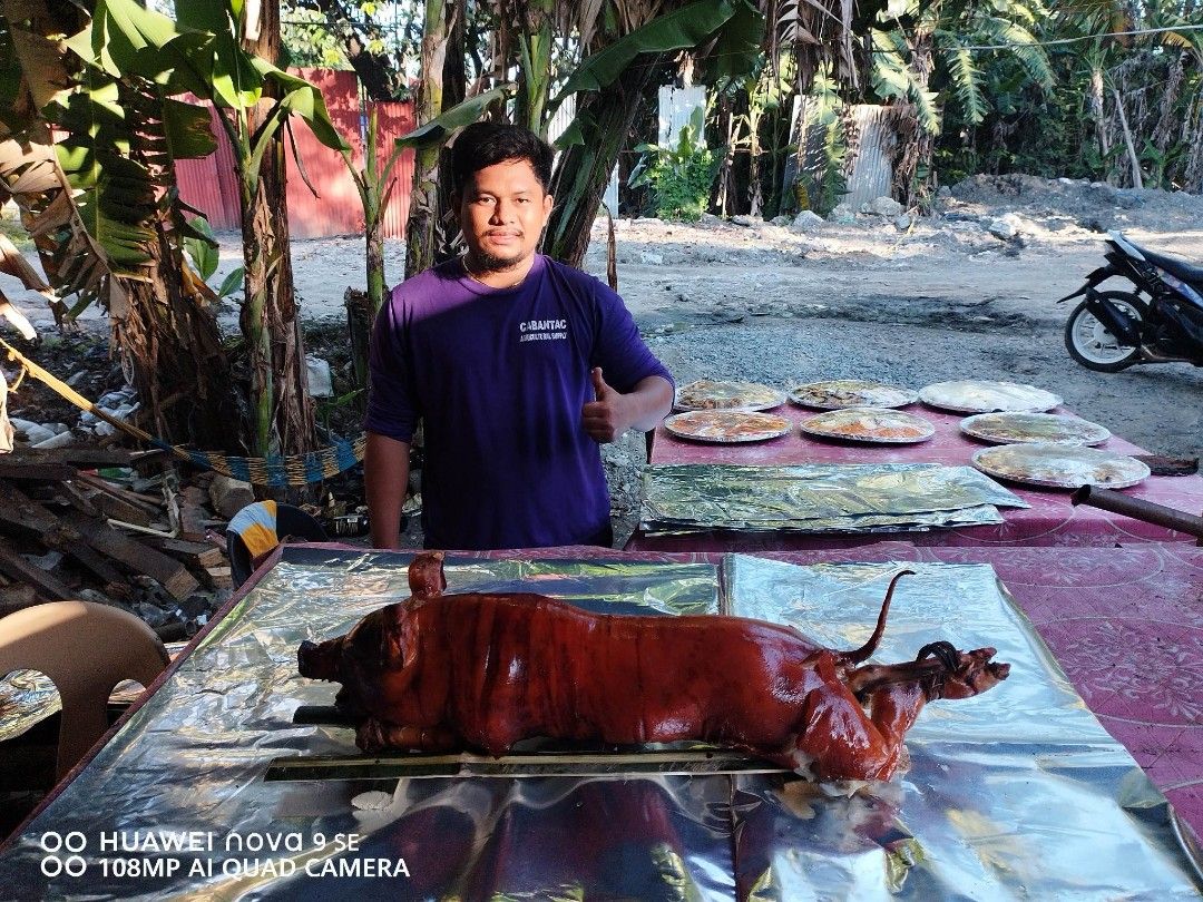 crispy native lechon baboy, Food & Drinks, Local Eats on Carousell