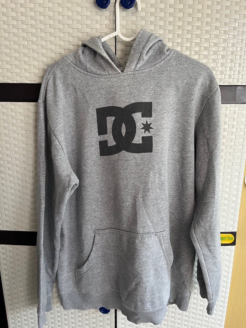 DC Hoodie, Women's Fashion, Coats, Jackets and Outerwear on Carousell