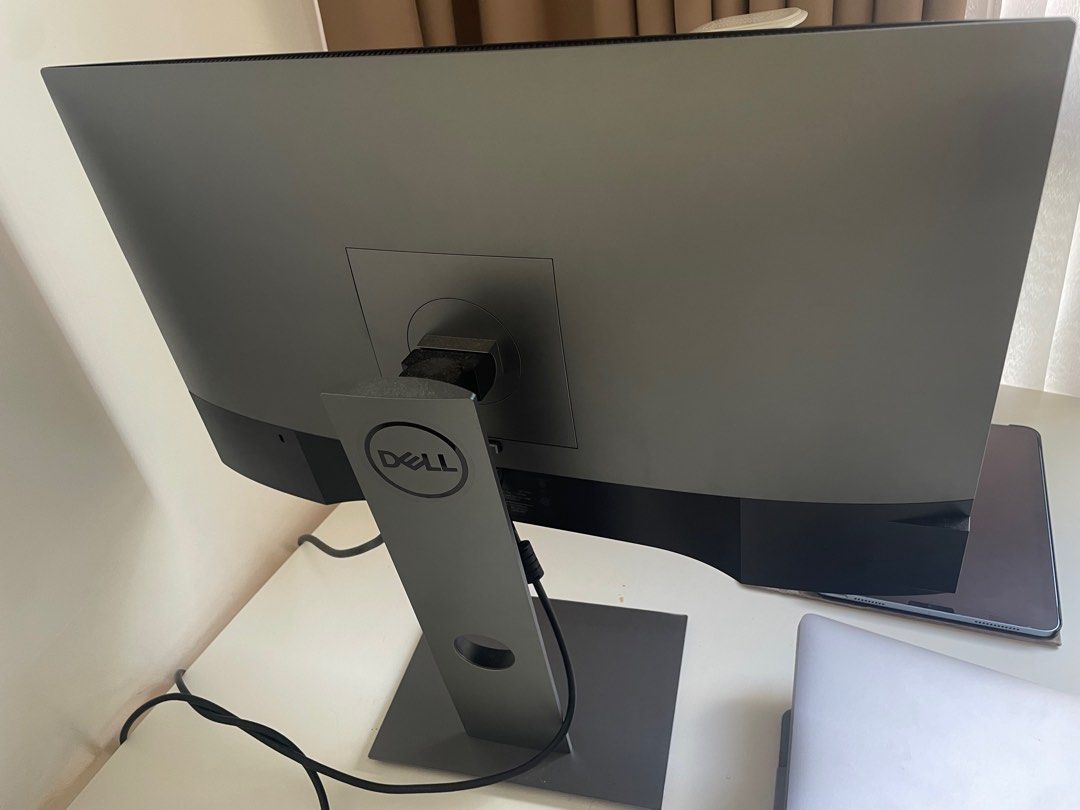 Dell 22 inch monitor, Computers & Tech, Parts & Accessories, Monitor ...
