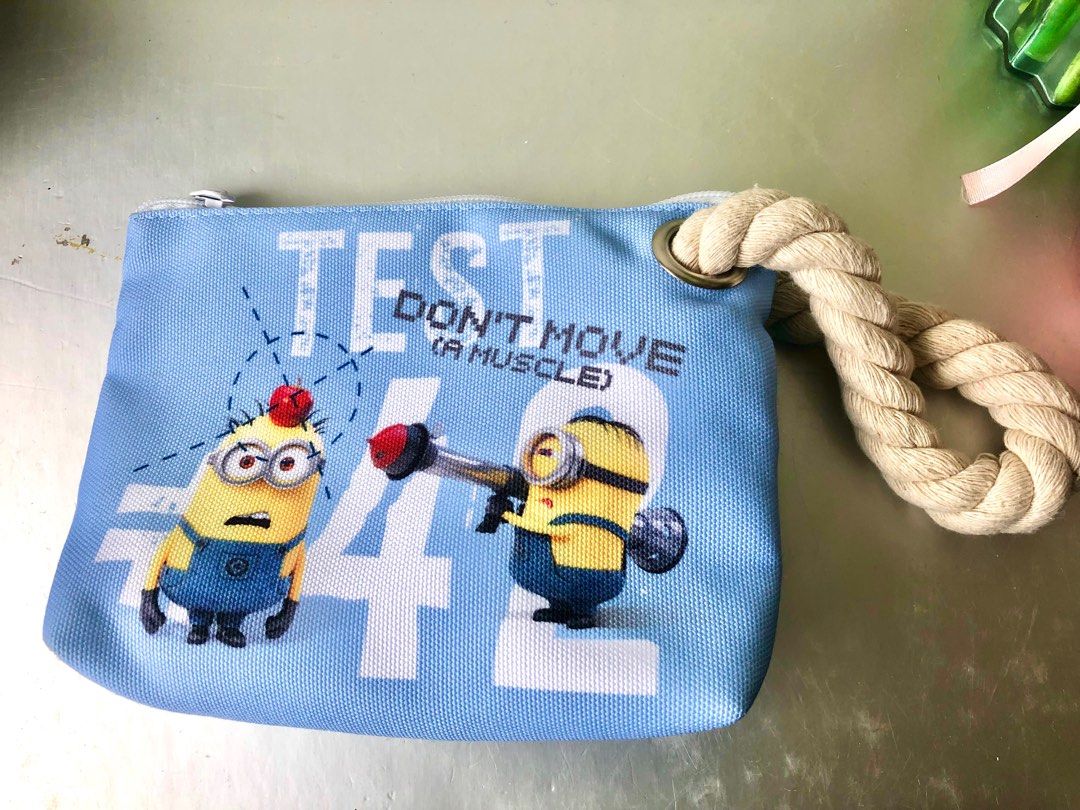 Despicable Me Minion Pouch, Hobbies & Toys, Collectibles & Memorabilia ...