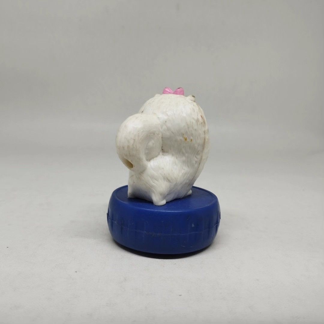 Figure Gidget Secret life of pets, Toys & Collectibles, Mainan di Carousell