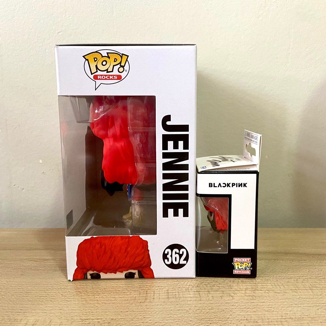 FUNKO POP! JENNIE (Blackpink) SET - Regular and Keychain, Hobbies ...