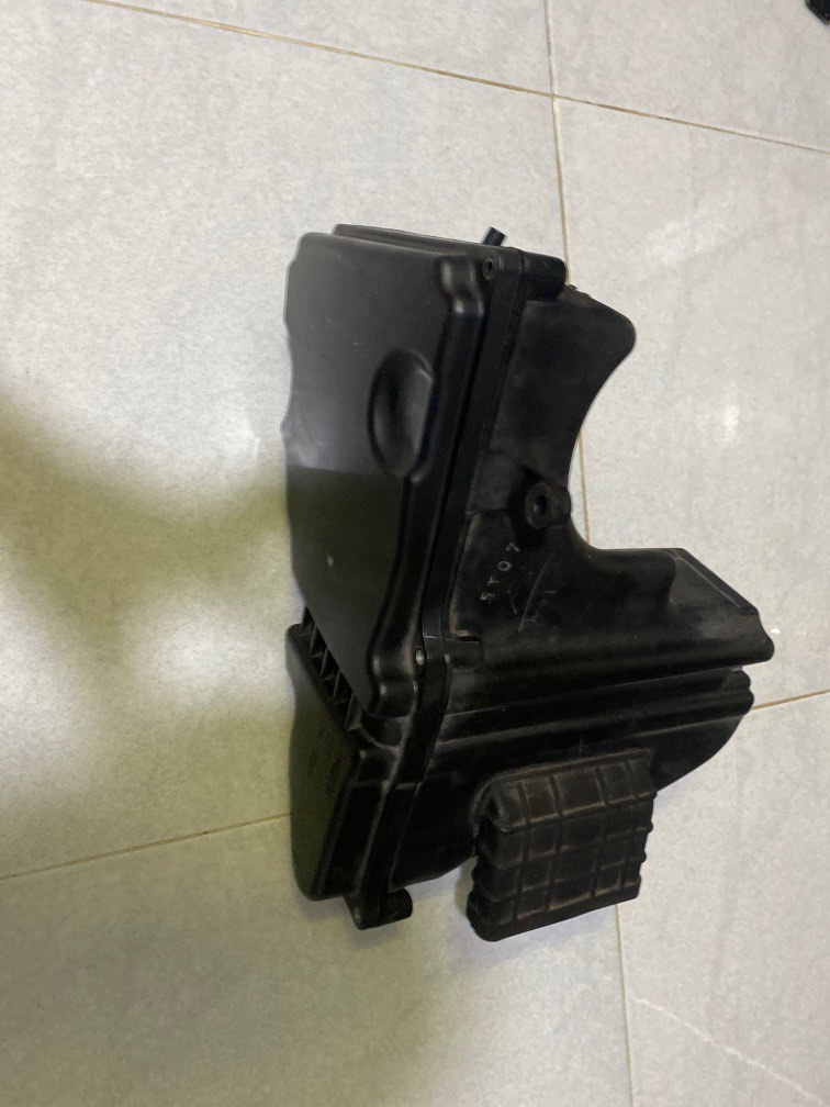 Fz air box, Motorcycles, Motorcycle Accessories on Carousell