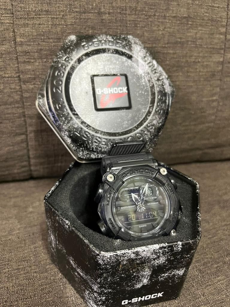 G Shock GA-900SKE-8ADR gshock ga900 black like new, Men's Fashion ...