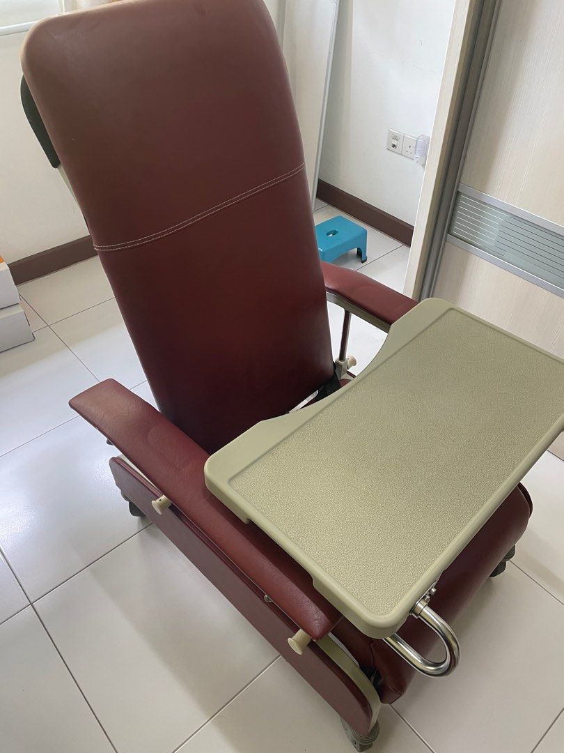 Geriatric Chair, Health & Nutrition, Medical Supplies & Tools on Carousell