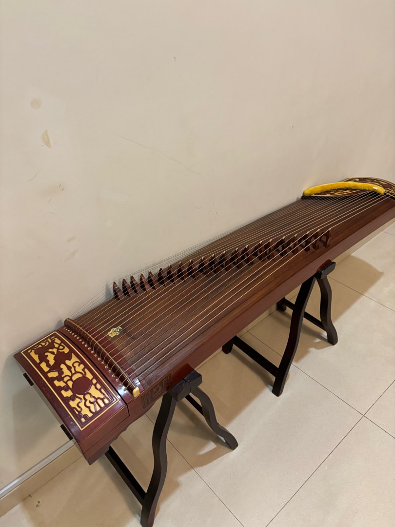 Guzheng, Hobbies & Toys, Music & Media, Musical Instruments on Carousell