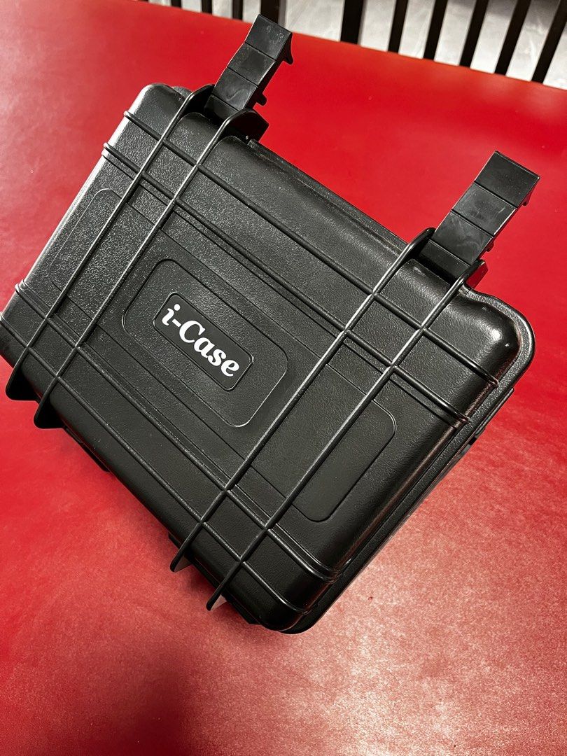 Hard case / Waterproof Black, Sports Equipment, Other Sports Equipment ...