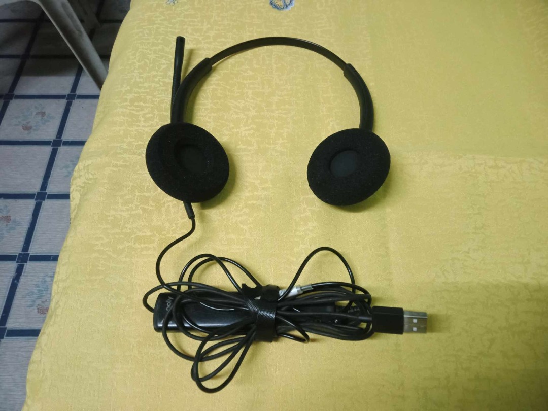 headset Plantronics DA70, Audio, Headphones & Headsets on Carousell