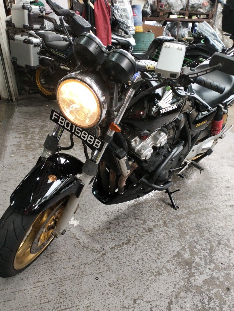 Honda CB400 VTEC 3, Motorcycles, Motorcycles for Sale, Class 2A on ...