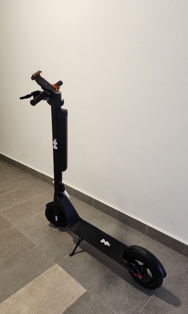 Huawei HX8 Electric Scooter, Sports Equipment, Sports & Games, Skates ...