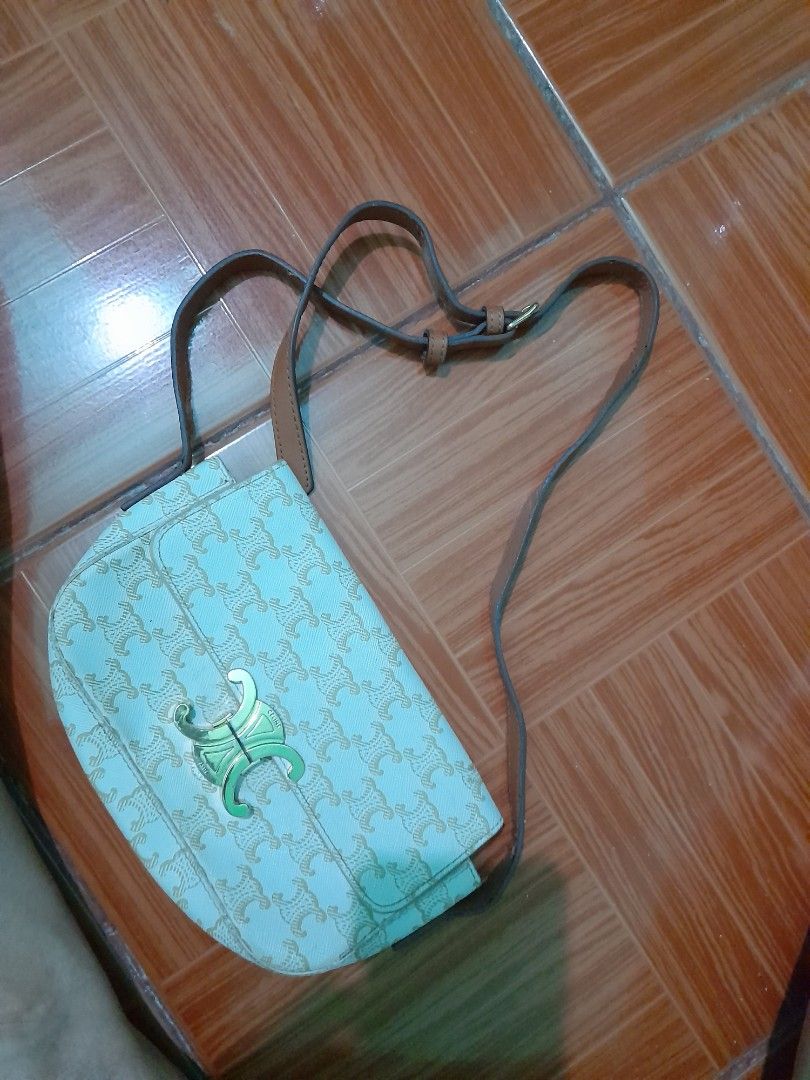 Korea ukay ukay bag, Women's Fashion, Bags & Wallets, Shoulder Bags on Carousell