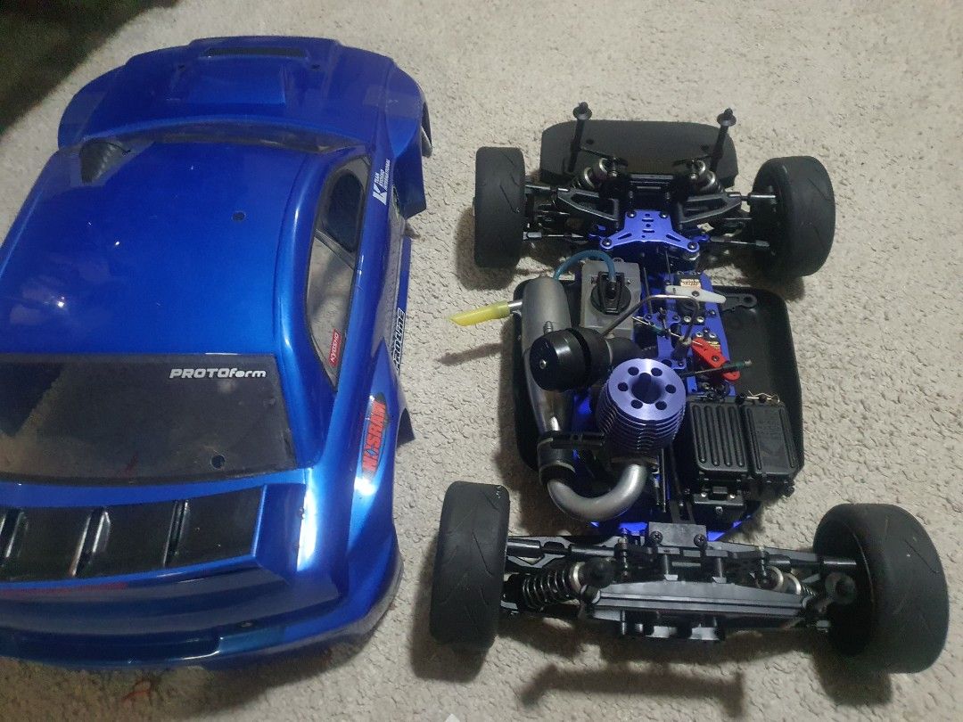 Kyosho GT1 Nitro 1/8 Scale Subaru with 2.4 ghz Tx & Rx, Hobbies & Toys ...