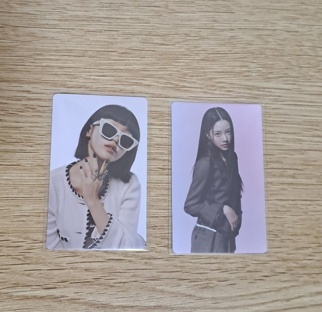 Lessarafim Fearless OFFICIAL album, Hobbies & Toys, Memorabilia ...