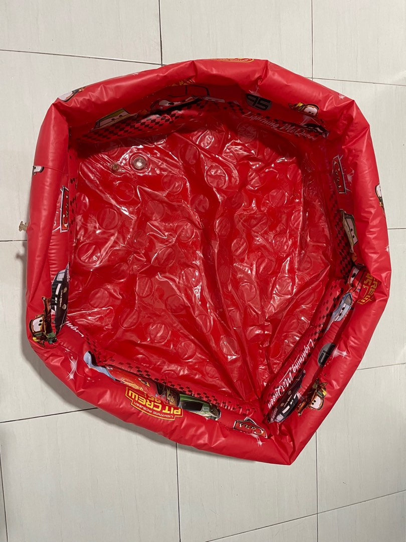 Lightning McQueen Swimming Pool, Babies & Kids, Bathing & Changing ...