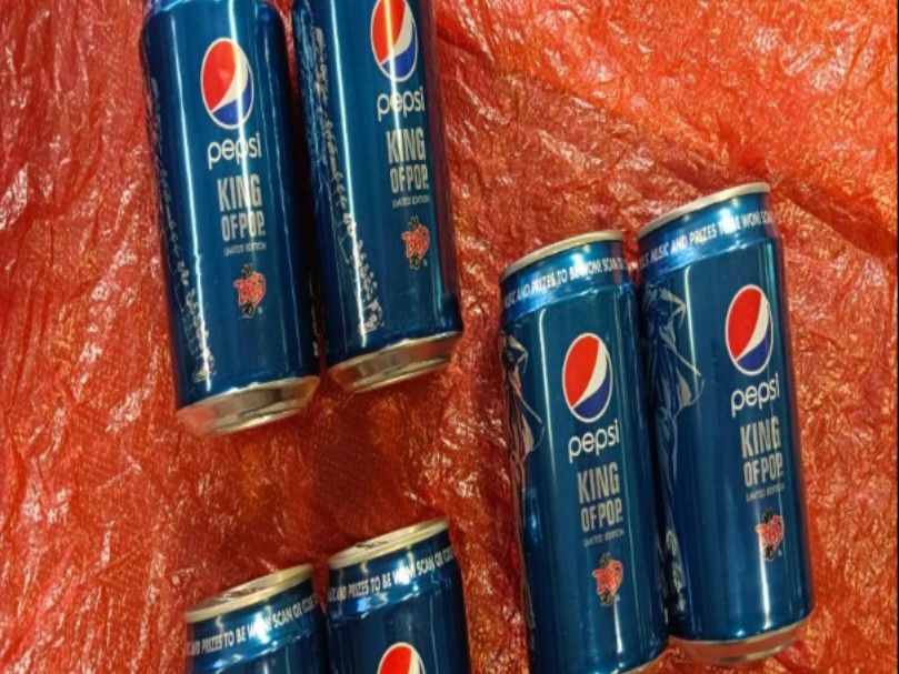 Michael Jackson King Of Pop Ltd Ed BAD 25 Pepsi Cans (6-pack), Hobbies ...
