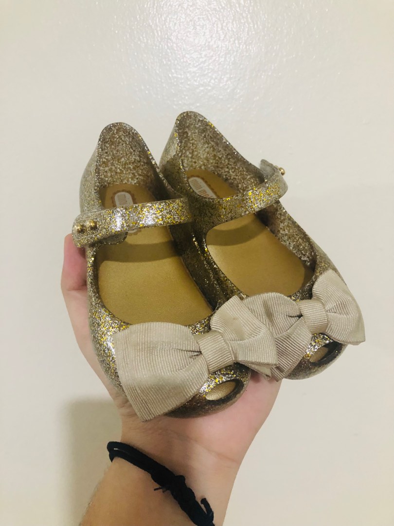 Mini Melissa US7, Babies & Kids, Babies & Kids Fashion on Carousell
