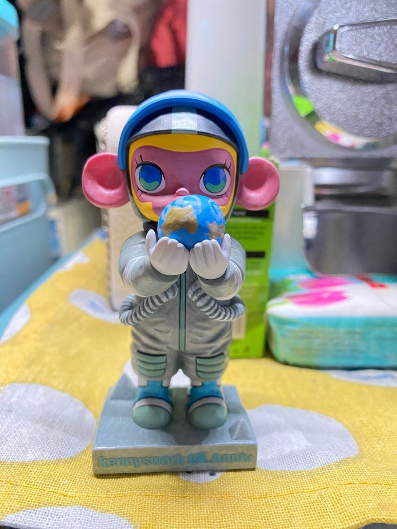 Molly Anniversary Statues Classical Retro-Twinkle Twinkle Little Farth ...