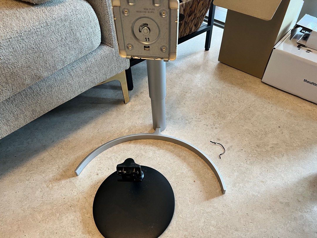 Monitor Stands (LG, Dell, Prism+), Computers & Tech, Parts ...