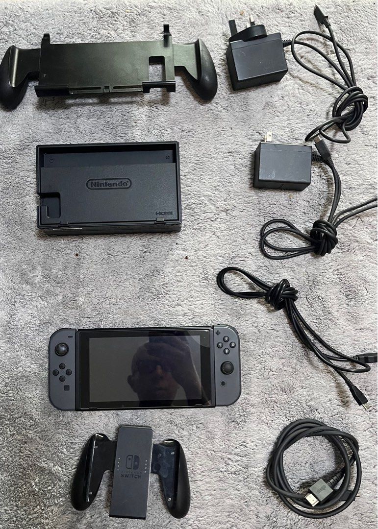 Nintendo Switch V2 - big bundle, Video Gaming, Video Game Consoles ...