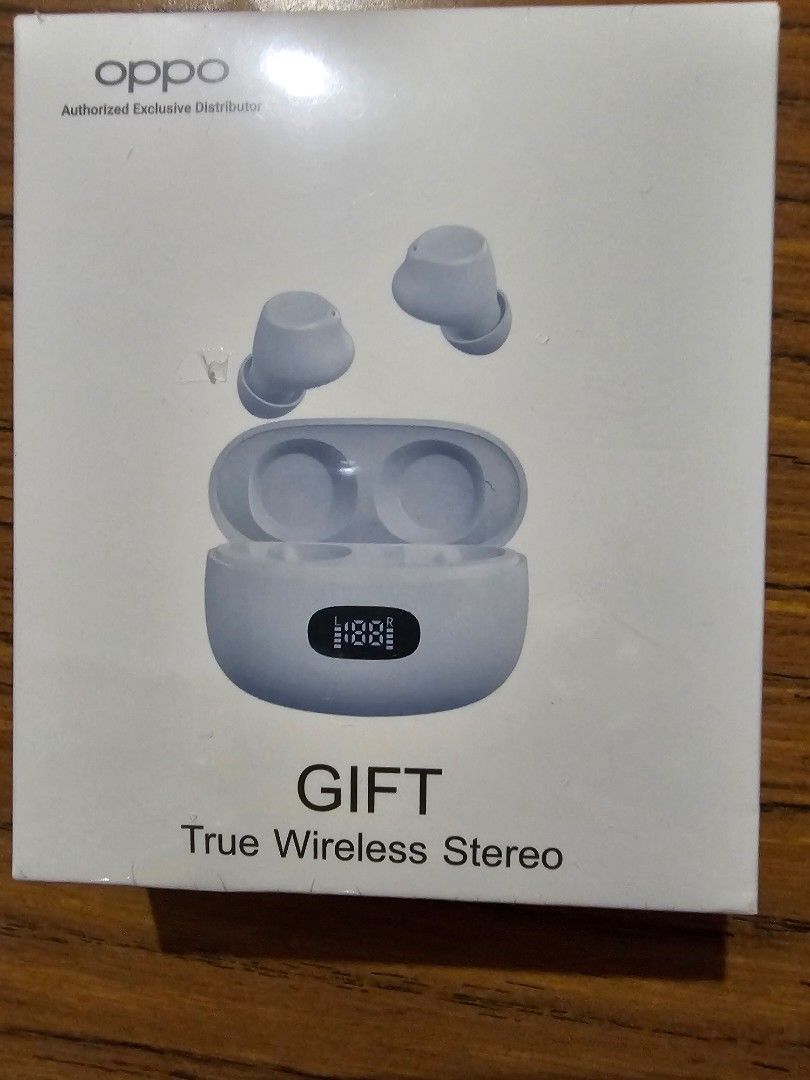 Oppo true wireless earbud, Audio, Earphones on Carousell