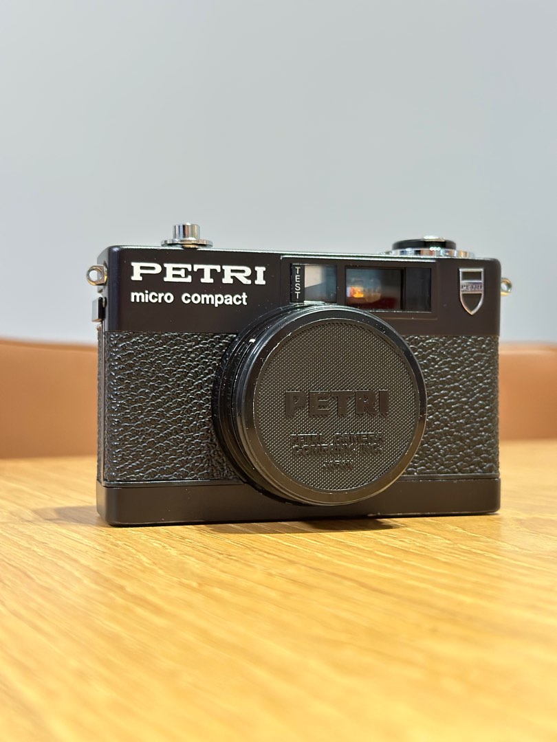 PETRI Micro Compact Film Camera (Mint Condition), 攝影器材, 相機 - Carousell