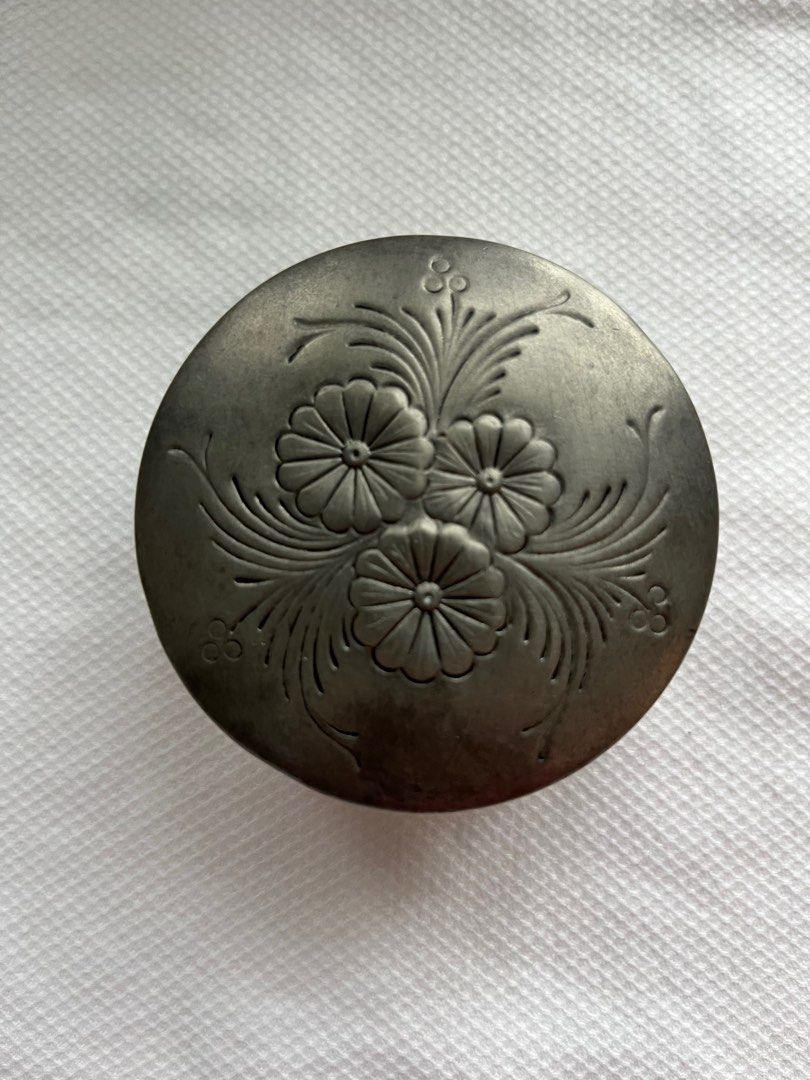 Portugal vintage small pewter box, Hobbies & Toys, Memorabilia ...