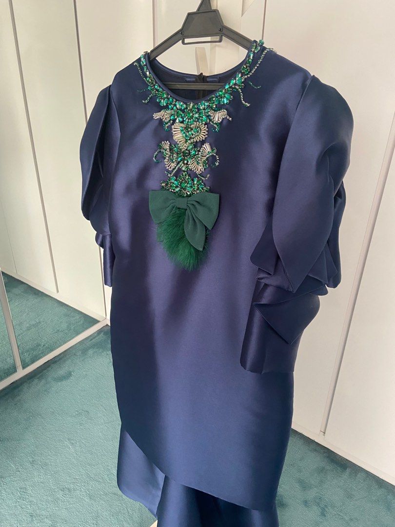 Rizman Ruzaini Baju Kurung Aidiladha Luxe 2020, Women's Fashion ...