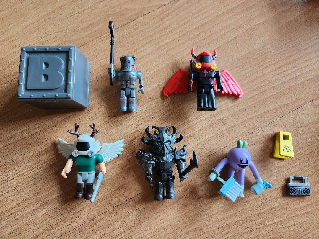 Roblox Figures, Hobbies & Toys, Toys & Games on Carousell
