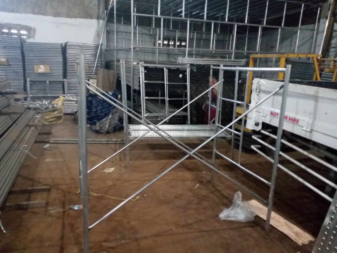 Scaffolding h frame set s20, Commercial & Industrial, Construction ...
