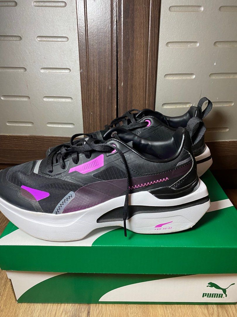 Sepatu Puma Women, Fesyen Wanita, Sepatu di Carousell