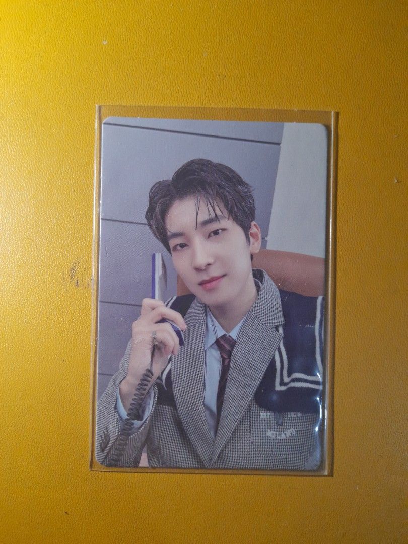 Seventeen Wonwoo FML Faded Mono Life Photocard PC, Hobbies & Toys, Memorabilia & Collectibles, K ...