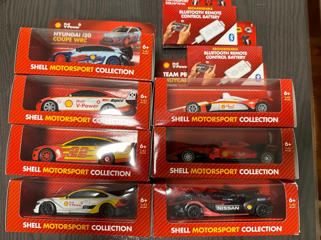 Shell 藍芽搖控車仔一套連2粒電, 興趣及遊戲, 玩具 & 遊戲類 - Carousell