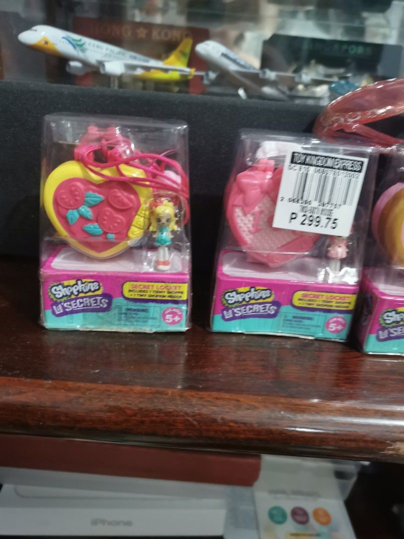 Shopkins little Secrets, Hobbies & Toys, Toys & Games on Carousell