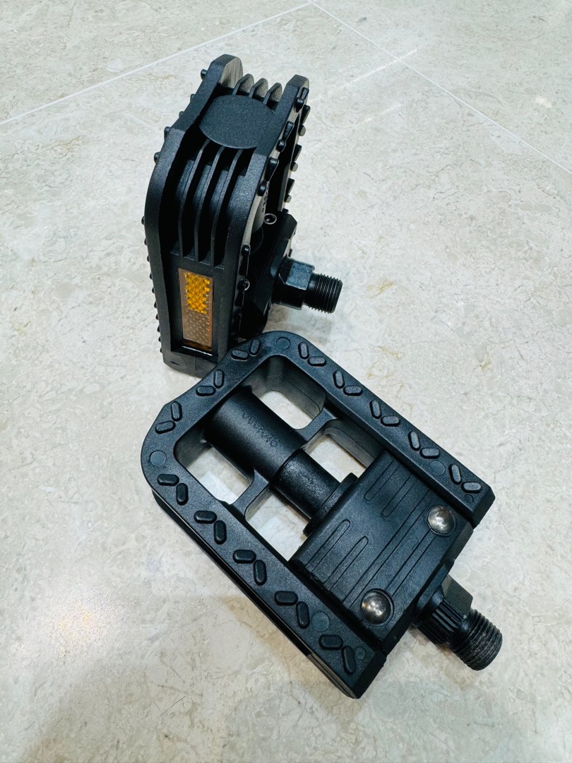 Simple Foldable pedals, Sports Equipment, Bicycles & Parts, Parts & Accessories on Carousell