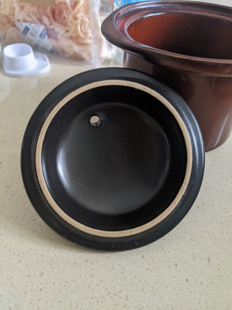 Slow cooker's clay pot, Furniture & Home Living, Kitchenware ...