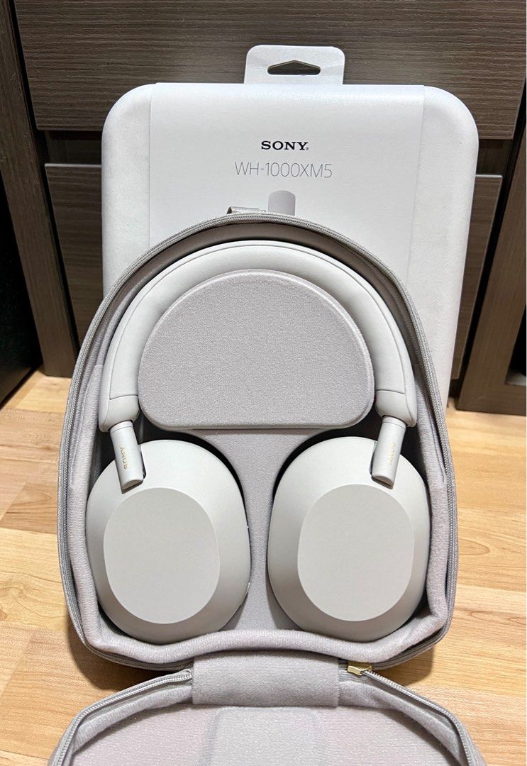 Sony WH-1000XM5 Silver, Audio, Headphones & Headsets on Carousell