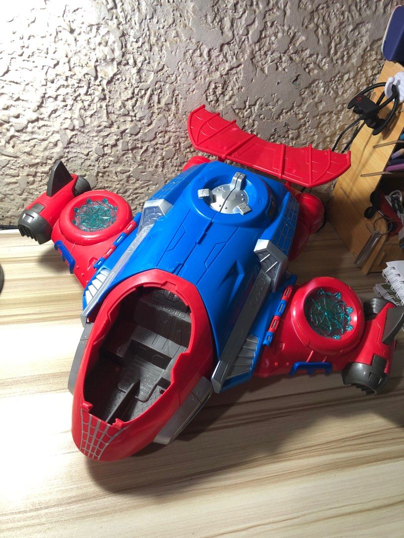 Spiderman jet plane, Hobbies & Toys, Toys & Games on Carousell