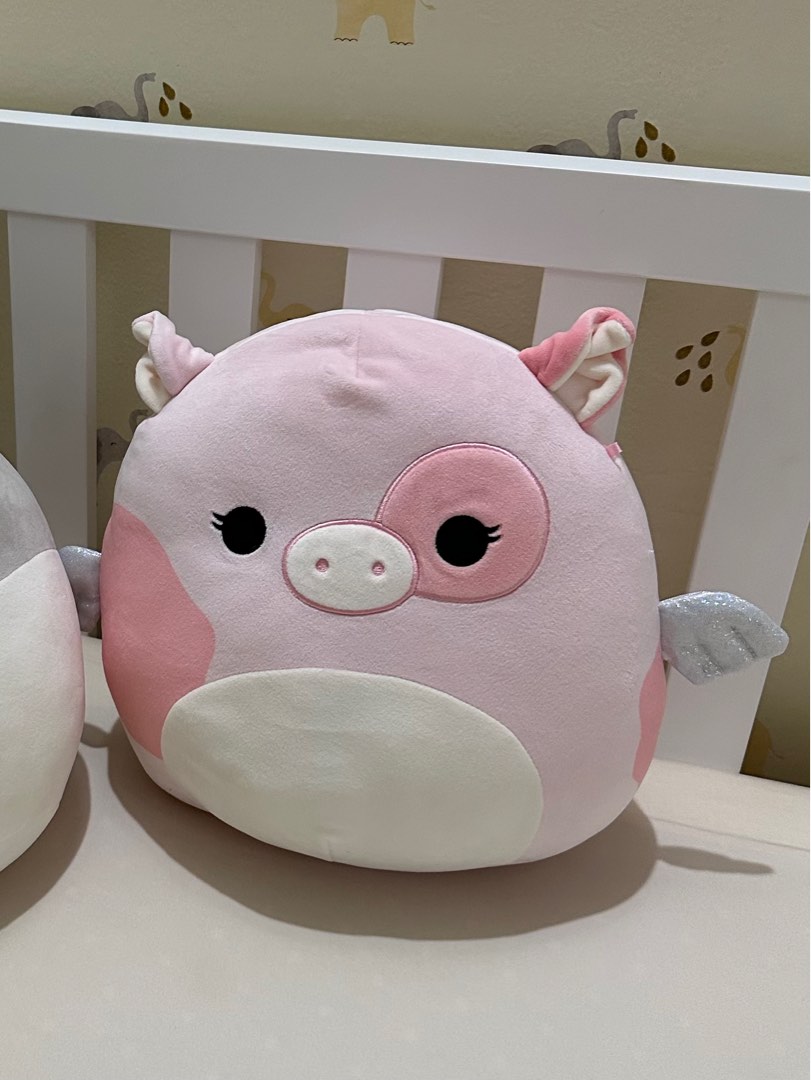 SQUISHMALLOWS PETTY THE PIG ORIGINAL, Toys & Collectibles, Mainan di ...