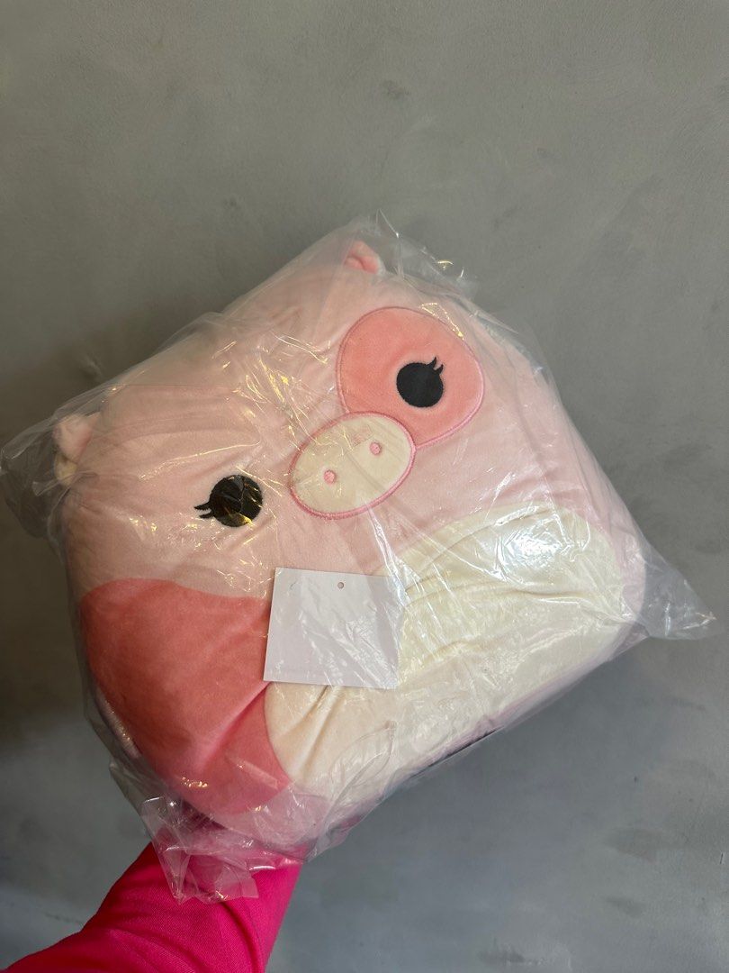 SQUISHMALLOWS PETTY THE PIG ORIGINAL, Toys & Collectibles, Mainan di ...