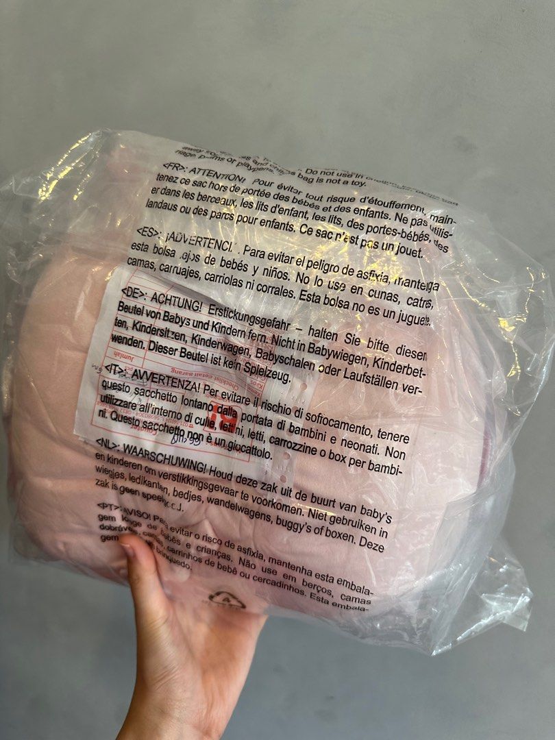 SQUISHMALLOWS PETTY THE PIG ORIGINAL, Toys & Collectibles, Mainan di ...