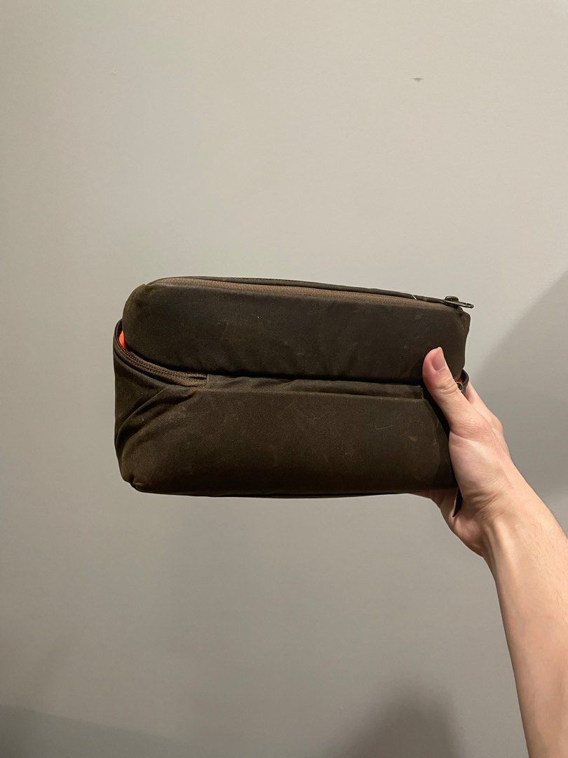 Evergoods X Carryology Tan Griffin CAP2 (waxed canvas), Luxury, Bags ...