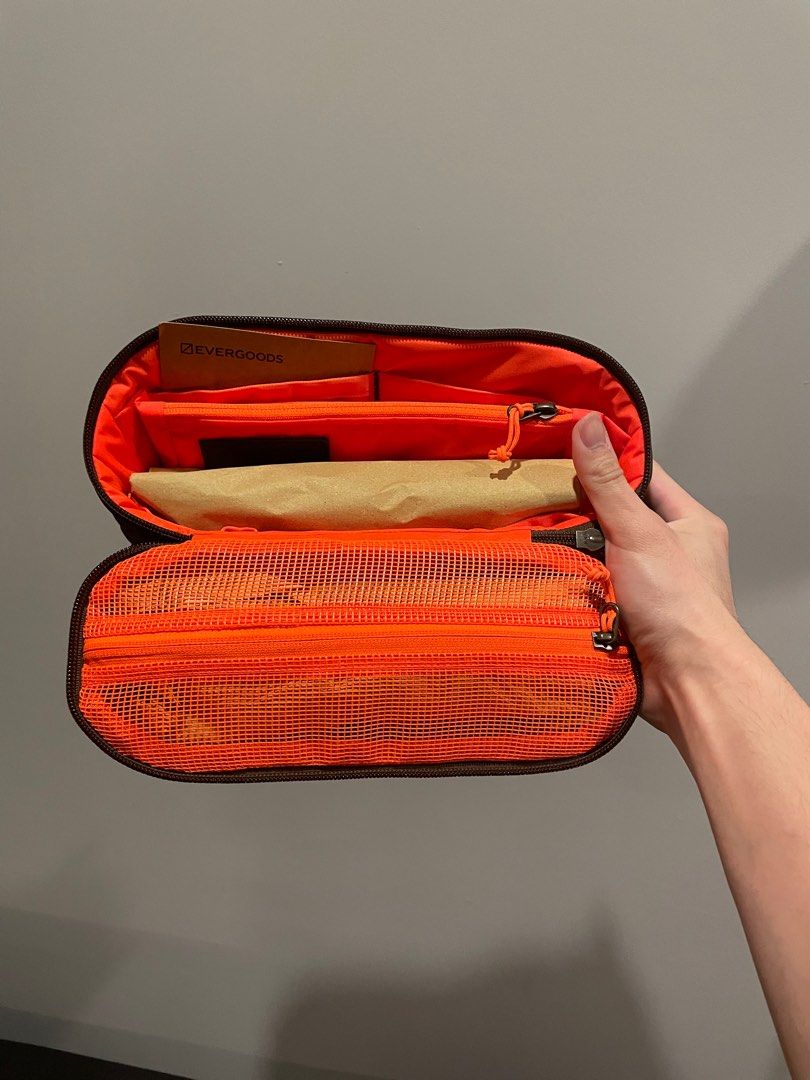 Evergoods X Carryology Tan Griffin CAP2 (waxed canvas), Luxury, Bags ...