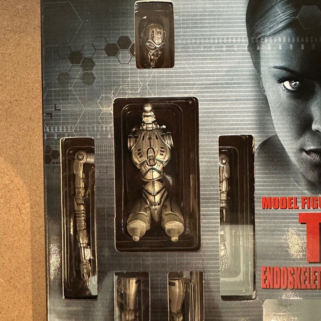 Terminator 3 1/12 Scale T-X Endoskeleton With Weapon Hands by Aoshima ...