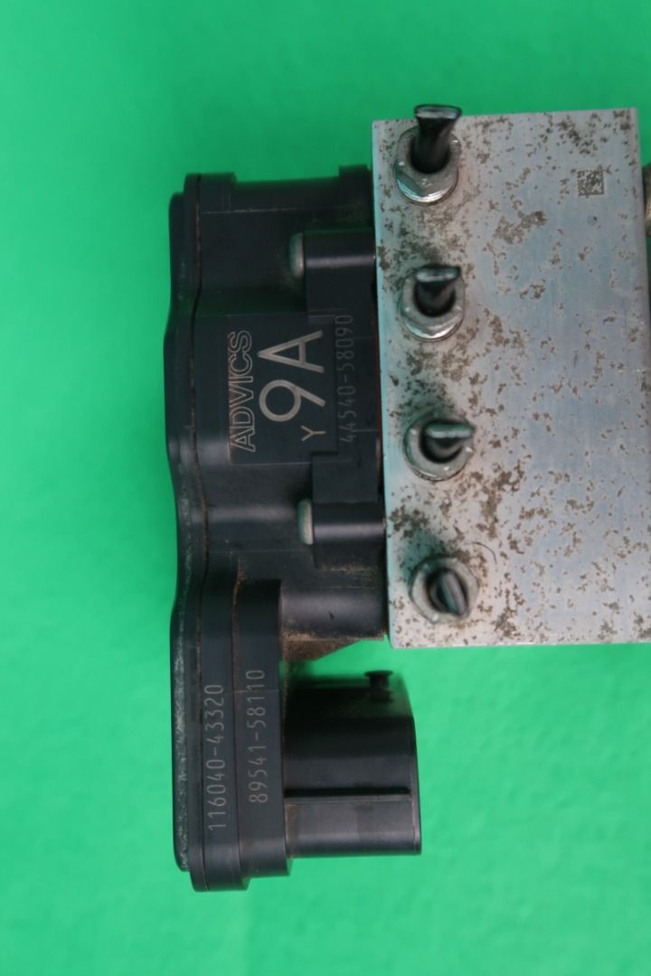 TOYOTA ALPHARD AGH30 ABS PUMP, Auto Accessories on Carousell