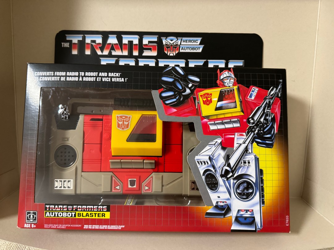Transformers blaster G1 reissue, Hobbies & Toys, Toys & Games on Carousell