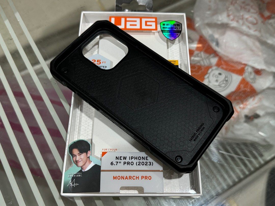 UAG iPhone 15 Pro Max 磁吸式頂級（特仕版）, 手機及配件, 電子周邊配件及產品, 手機套及手機殻在旋轉拍賣